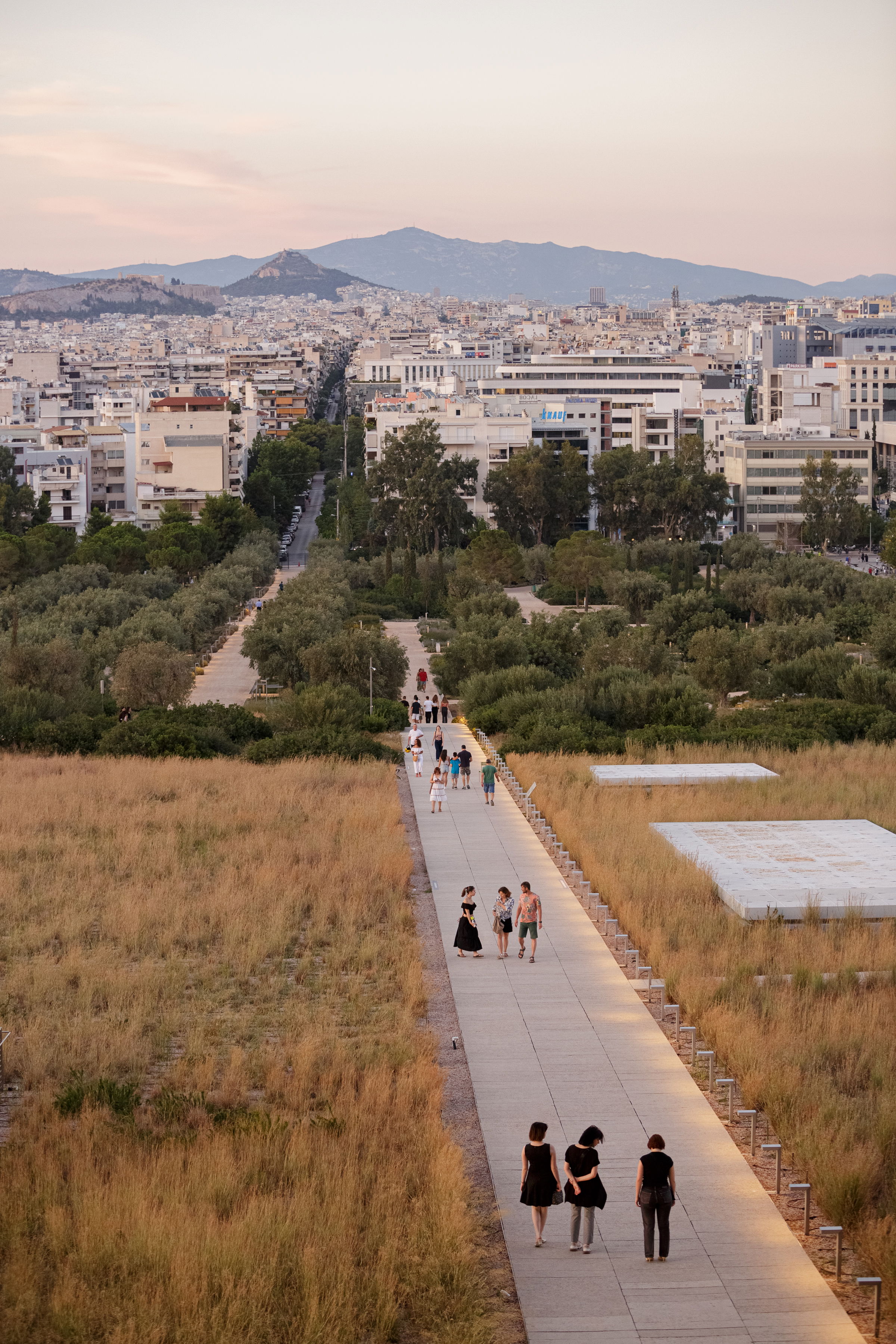 Gatherings: Tour & Dine - SNFCC
